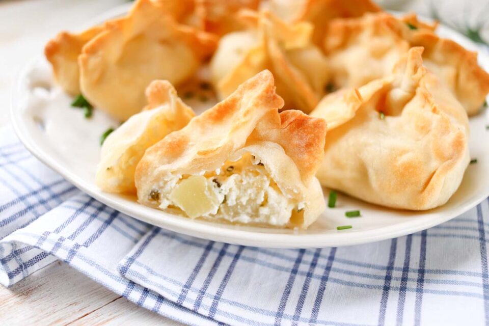 Air Fryer Pineapple Cream Cheese Wontons - Simply Low Cal Air Fryer Pineapple Cream Cheese Wontons - Simply Low Cal