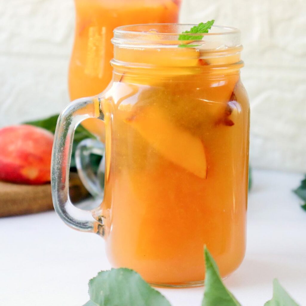 Iced Peach Green Tea - Simply Low Cal